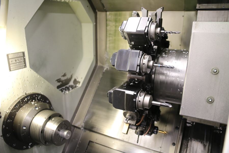 CNC Auction - SPINNER - TC 600-52 SMCY